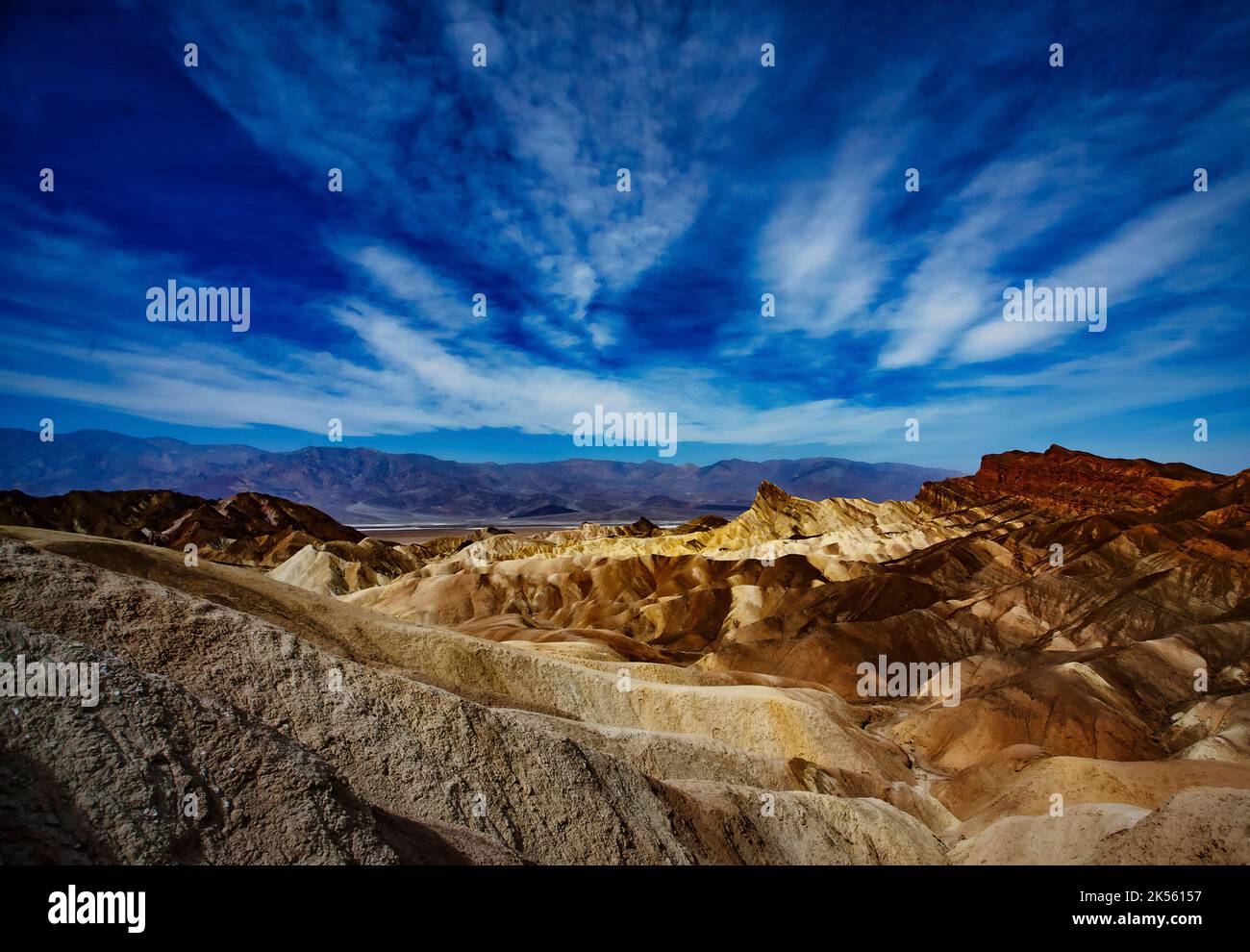 Mountain range at Death Valley, California Stock Photo - Alamy