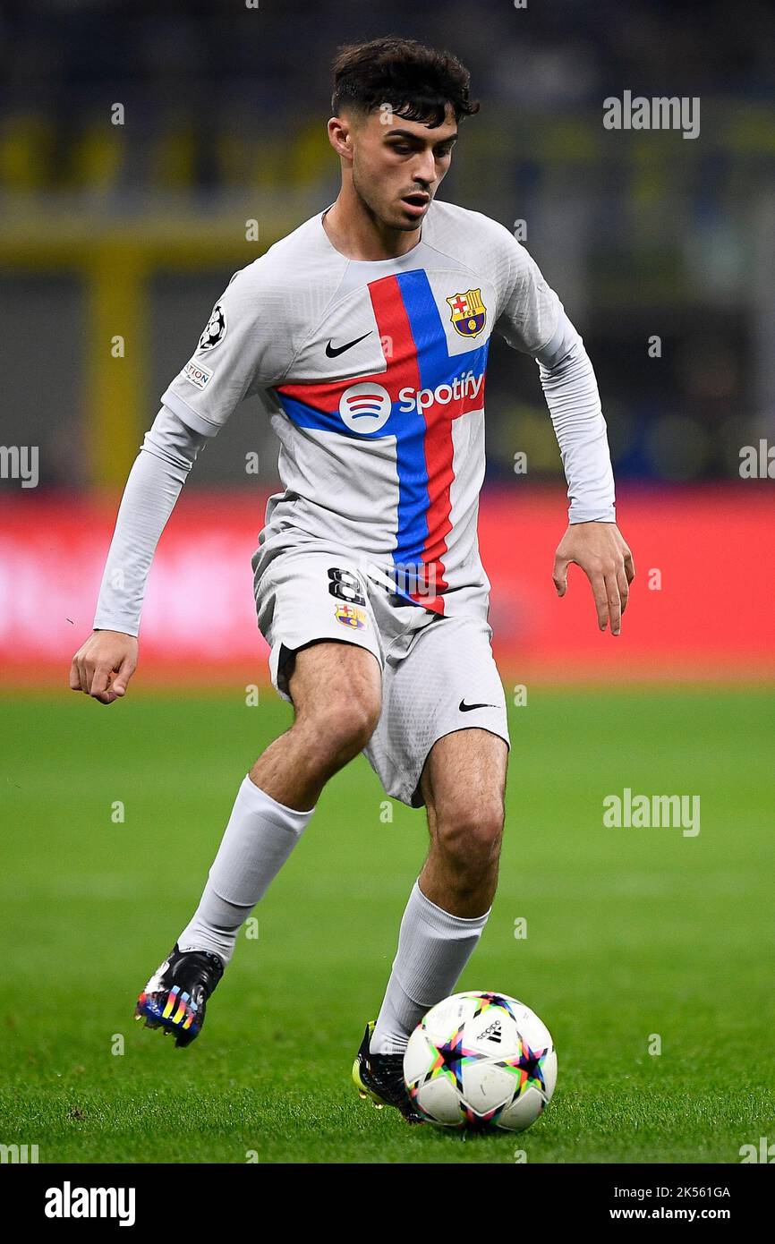 Barcelona pedri 2022 hi-res stock photography and images - Alamy