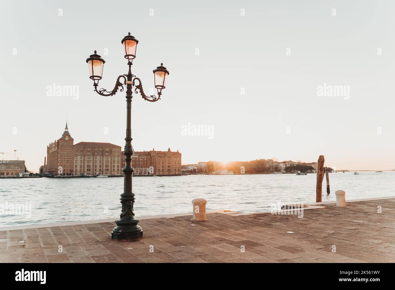 Bank in venice italy hi-res stock photography and images - Alamy