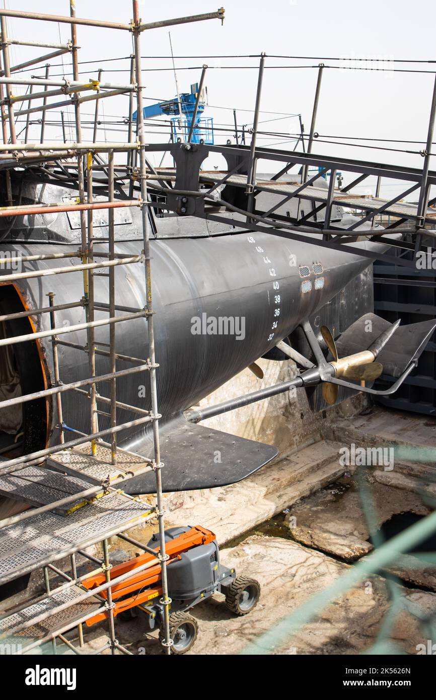 Manufacturing of diesel-electric submarine - construction of warship ...