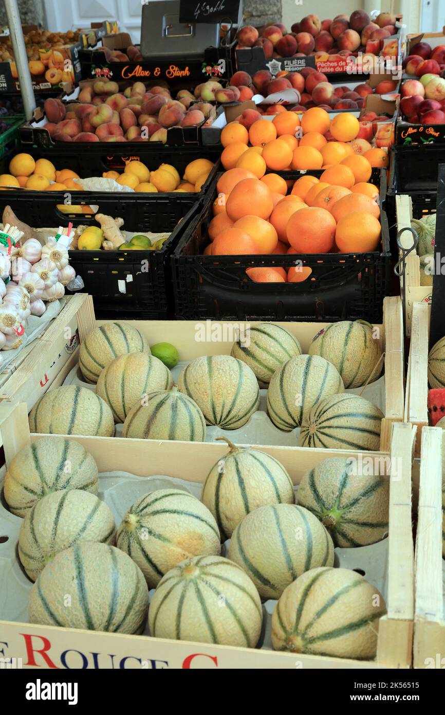 Display of melons on stall in local market in Rue Noe, Vannes, Morbihan ...