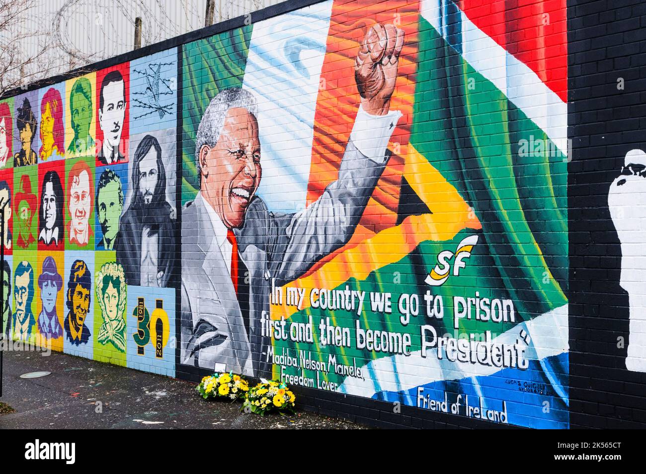 Peace art mural south africa hi-res stock photography and images - Alamy