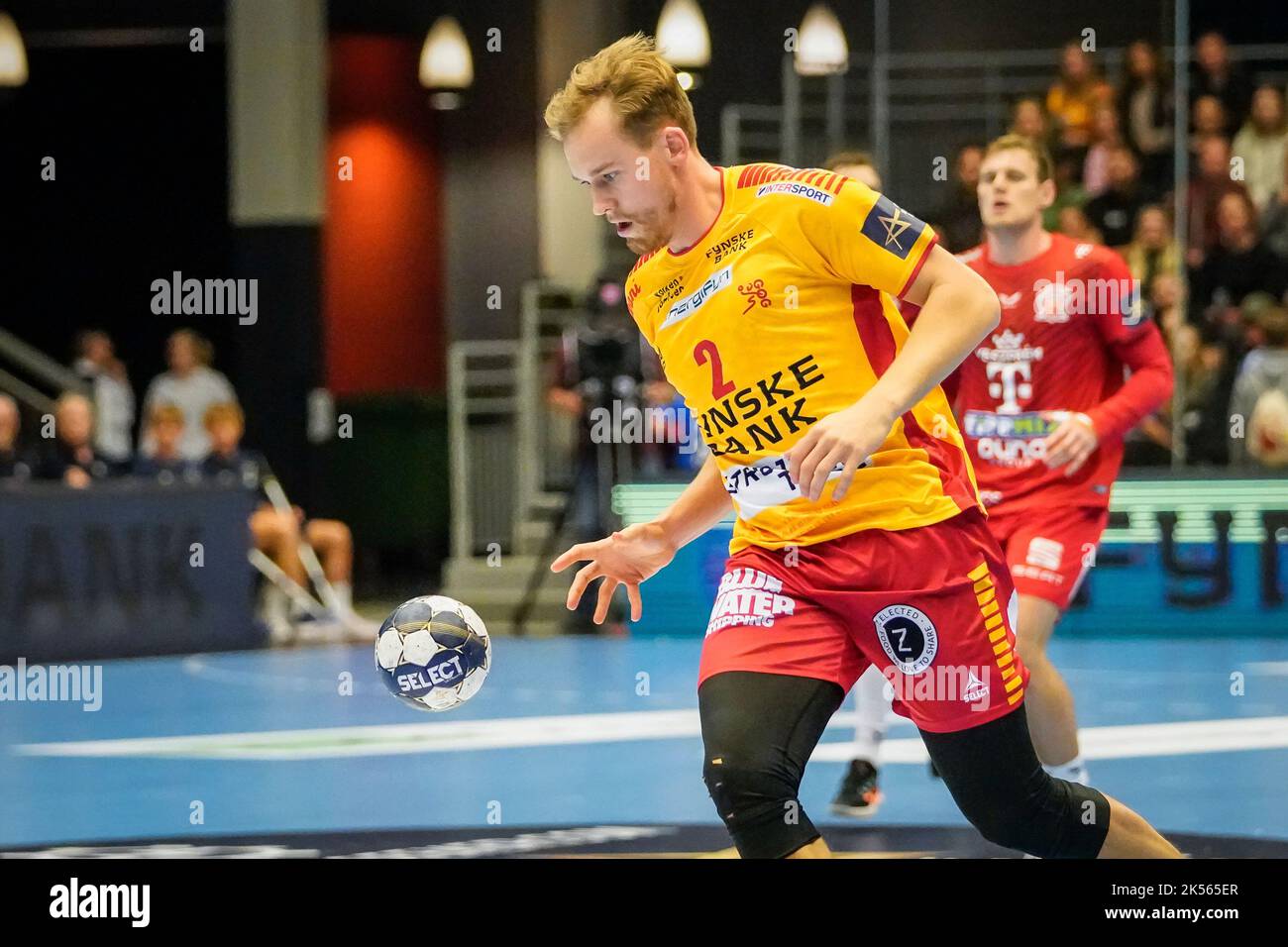 Odense, Denmark. 05th Oct, 2022. Simon Pytlick (2) of GOG seen in the ...