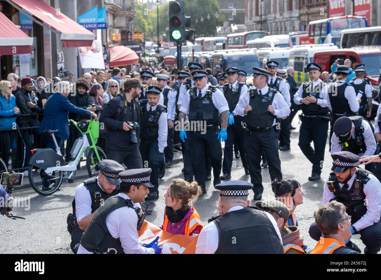 London, UK. 6th oct, 2022. Just stop oil protesters block roads around ...