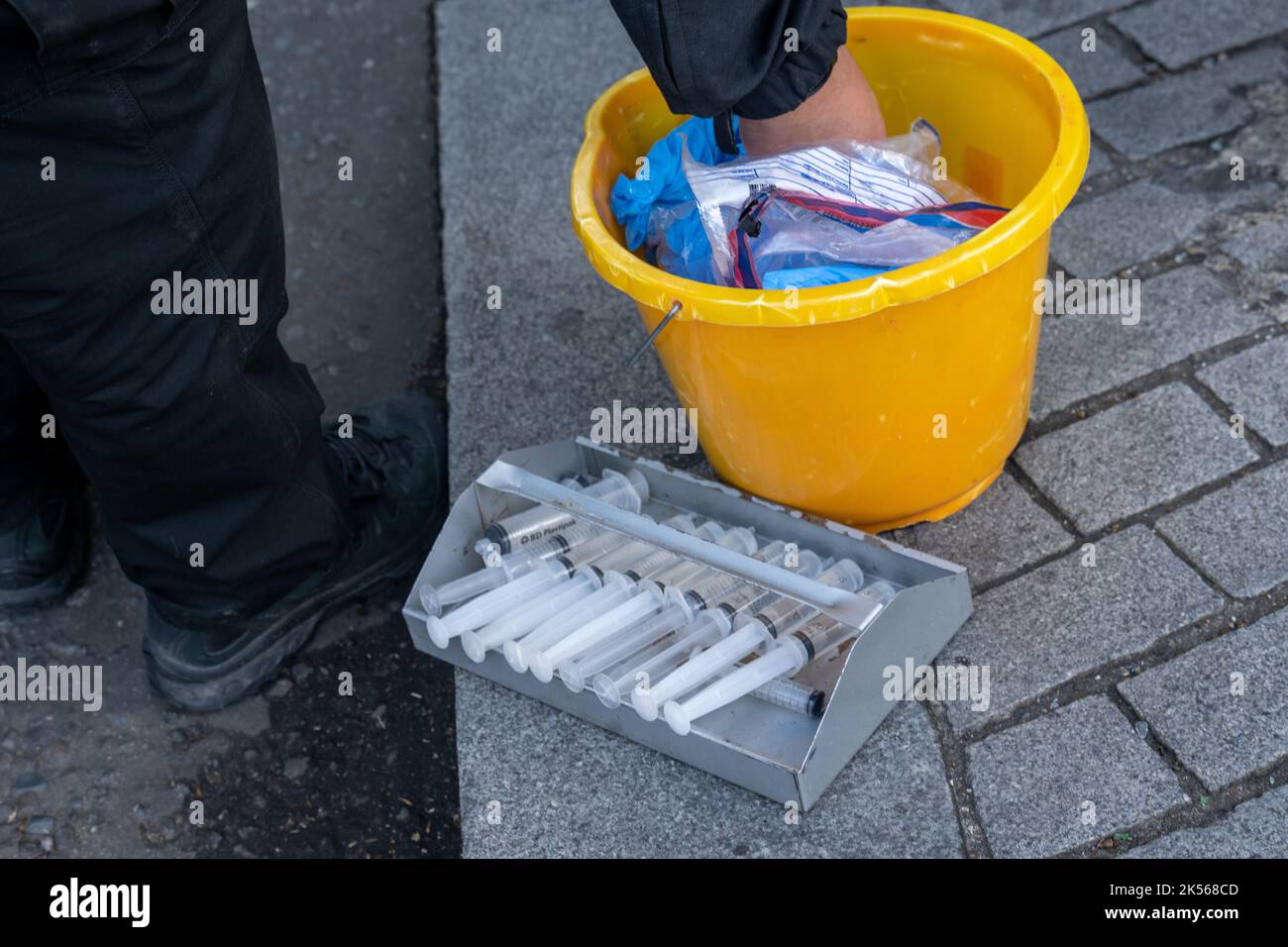 Police glue kit hi-res stock photography and images - Alamy
