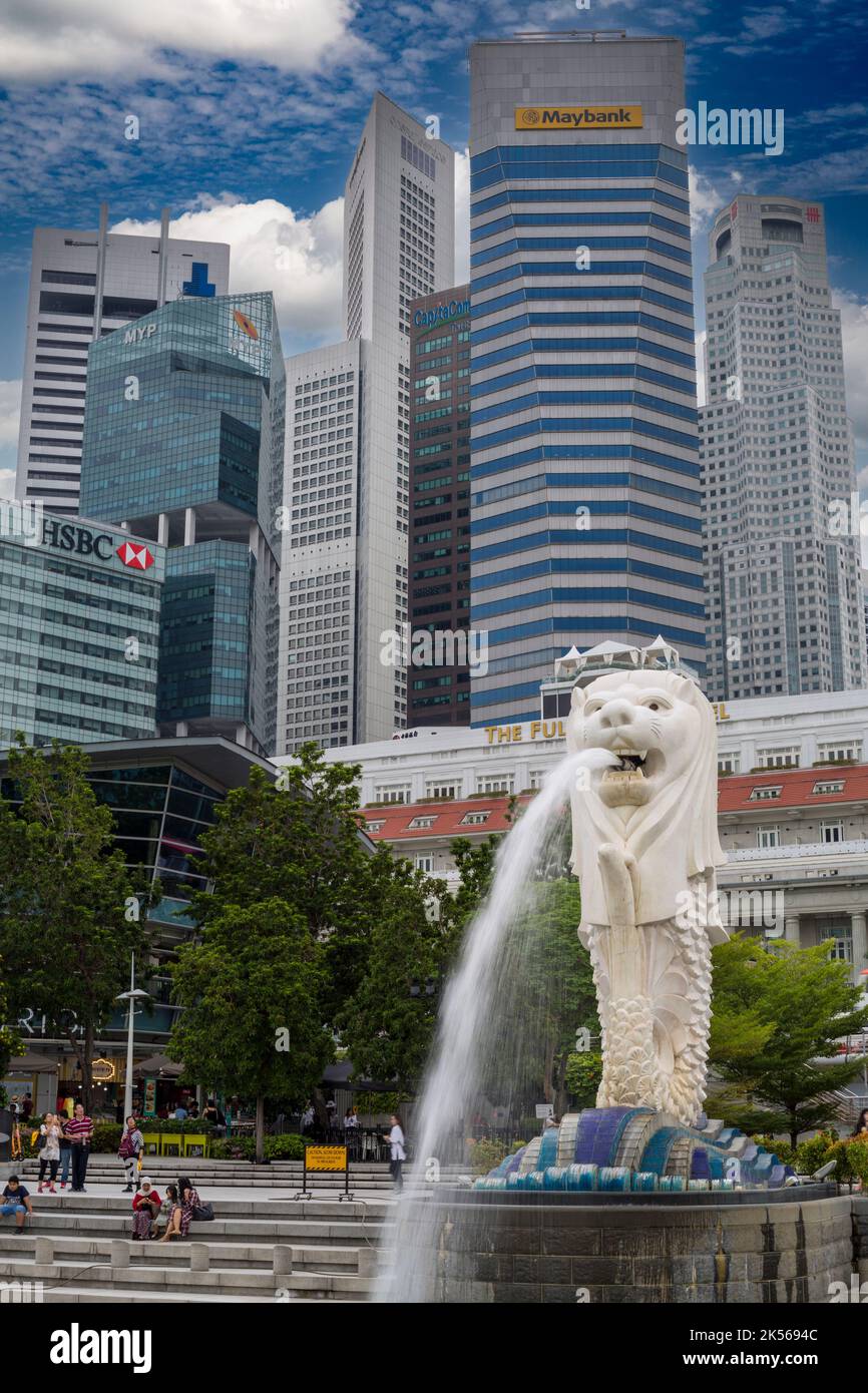 Merlion Fountain, Half-lion, Half-fish. Financial District in ...