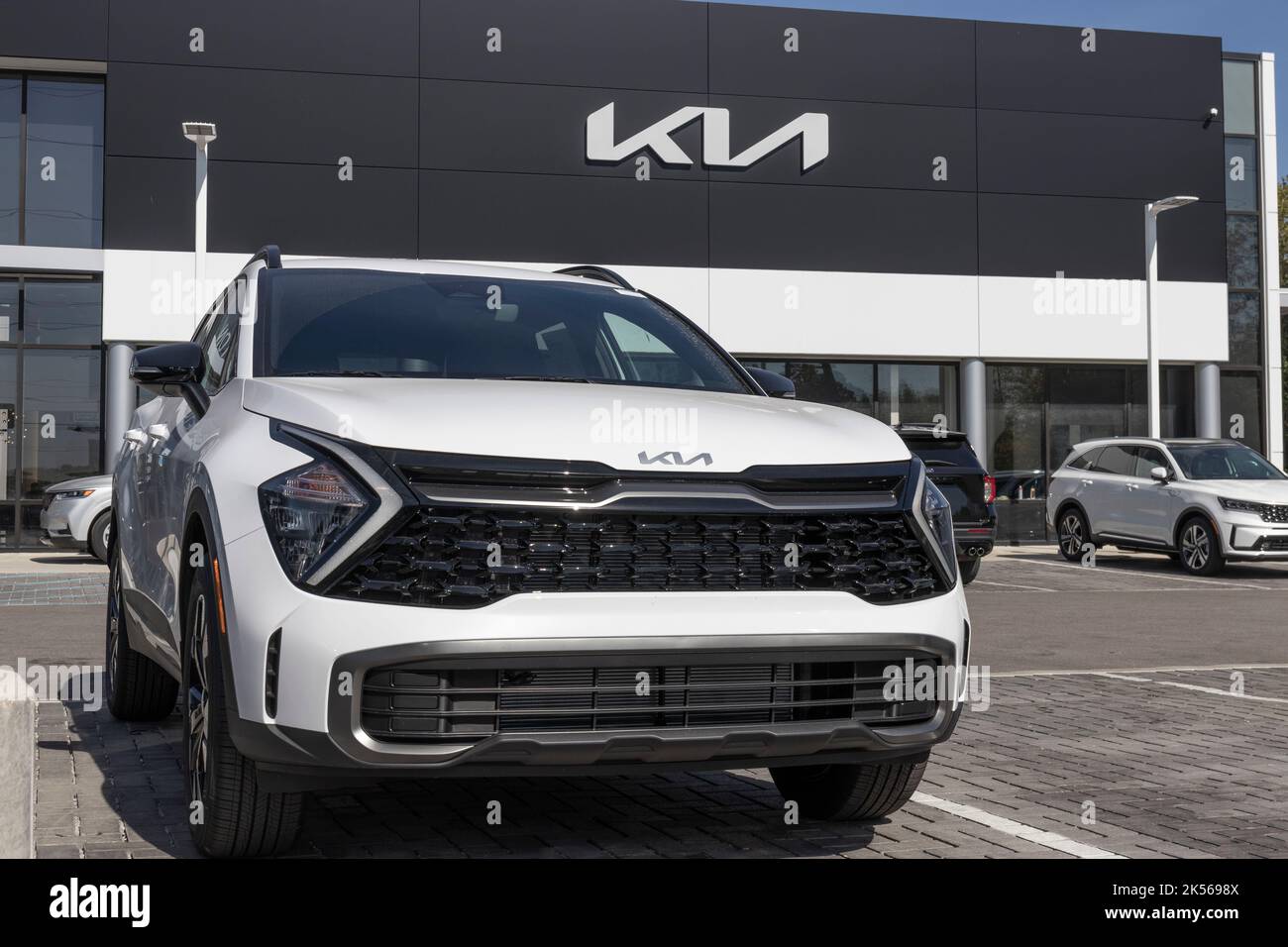 Indianapolis - Circa October 2022: Kia Sportage display at a dealership ...