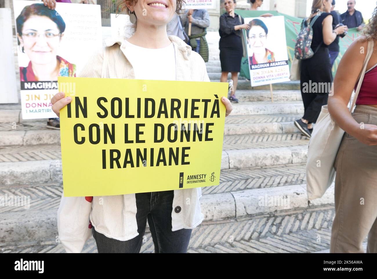 Taly rome amnesty international iran kurdistan islamic republic hi-res ...