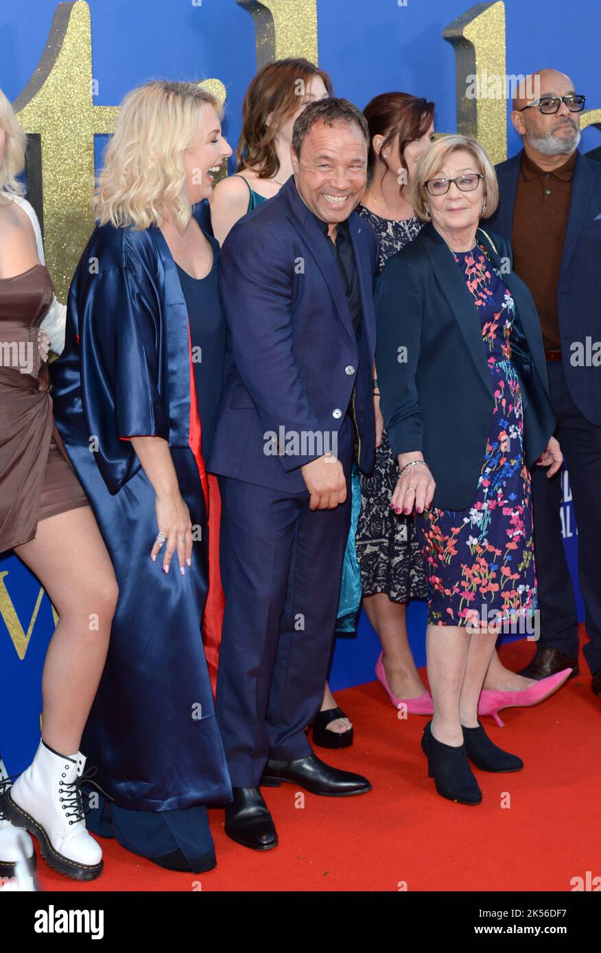 Photo Must Be Credited ©Alpha Press 078237 05/10/2022 Stephen Graham and Wife Hannah Walters ...