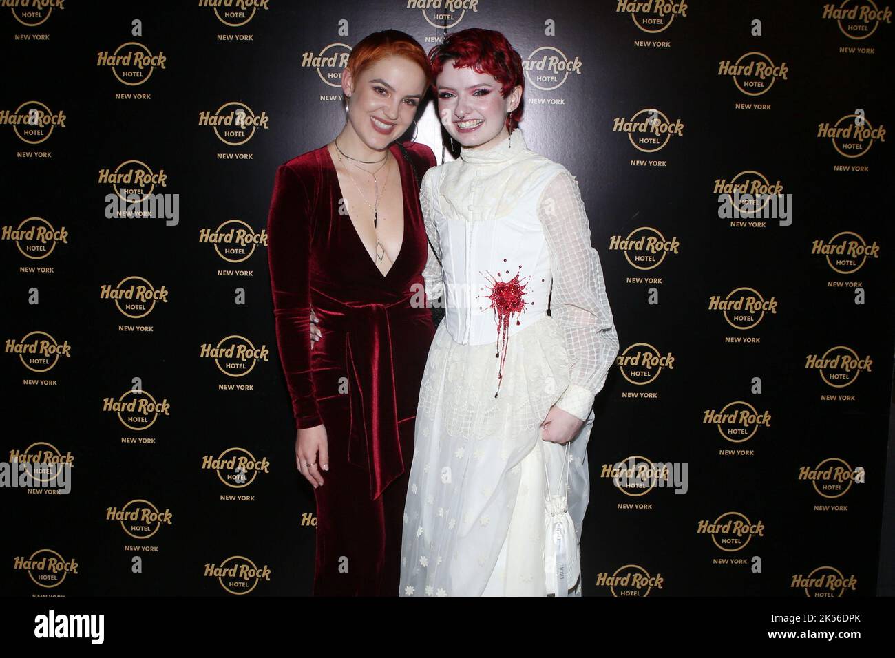 New York, United States. 05th Oct, 2022. Annie Tuma and Lachlan Watson ...