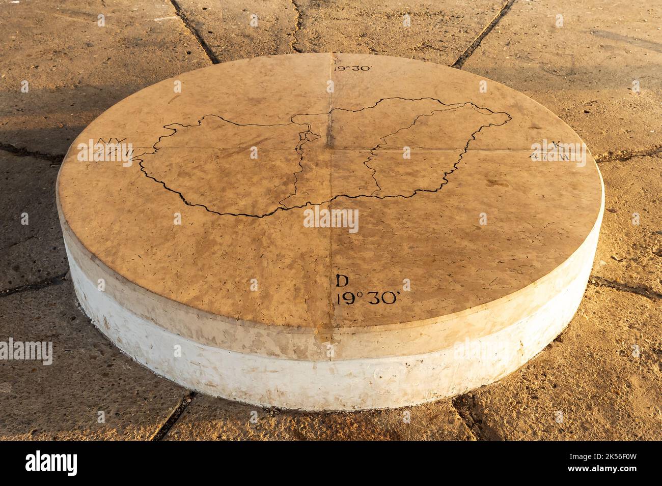 Octagonal map hi-res stock photography and images - Alamy