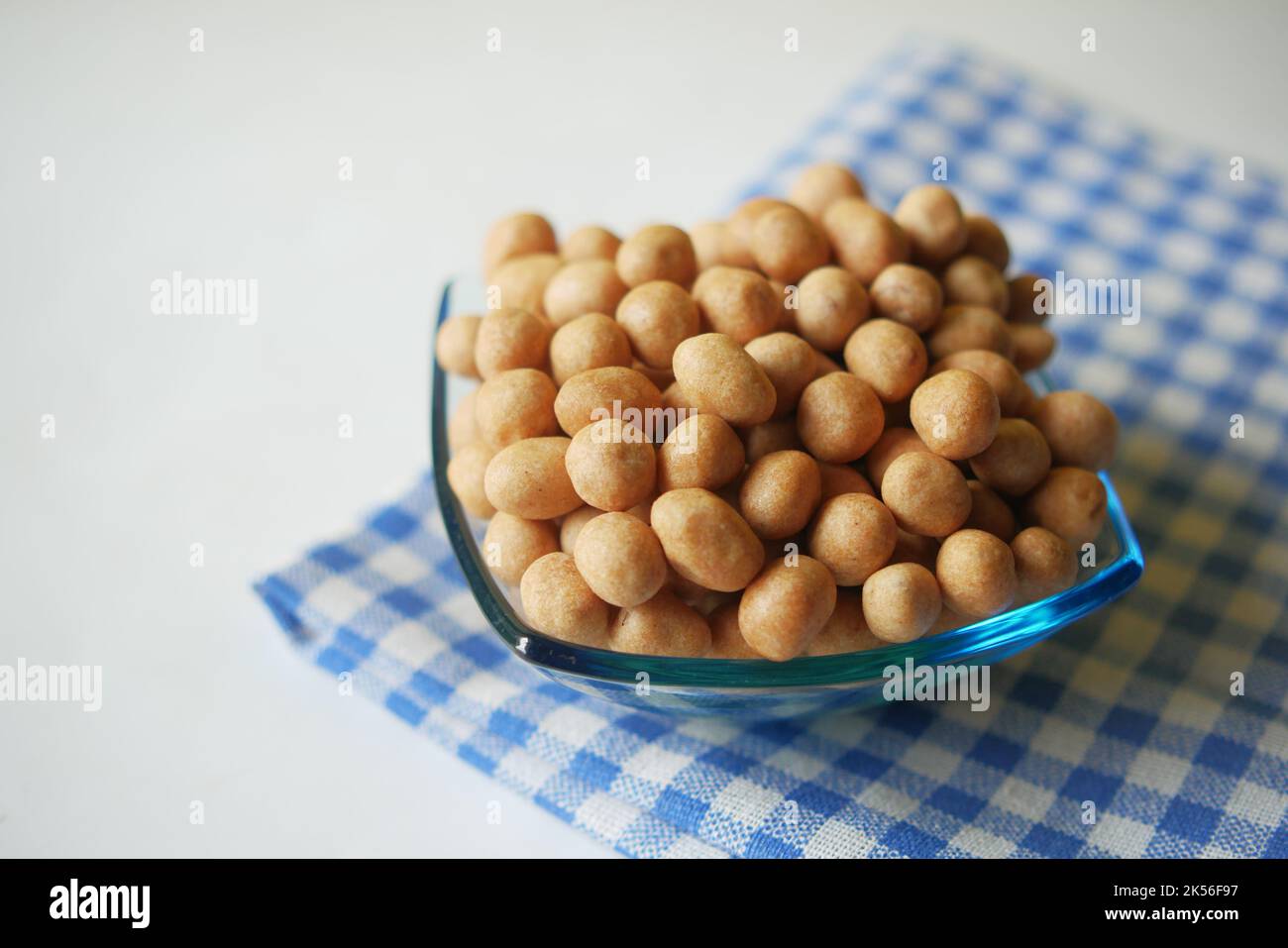 indonesia peanuts in a bowl on table top down Stock Photo - Alamy