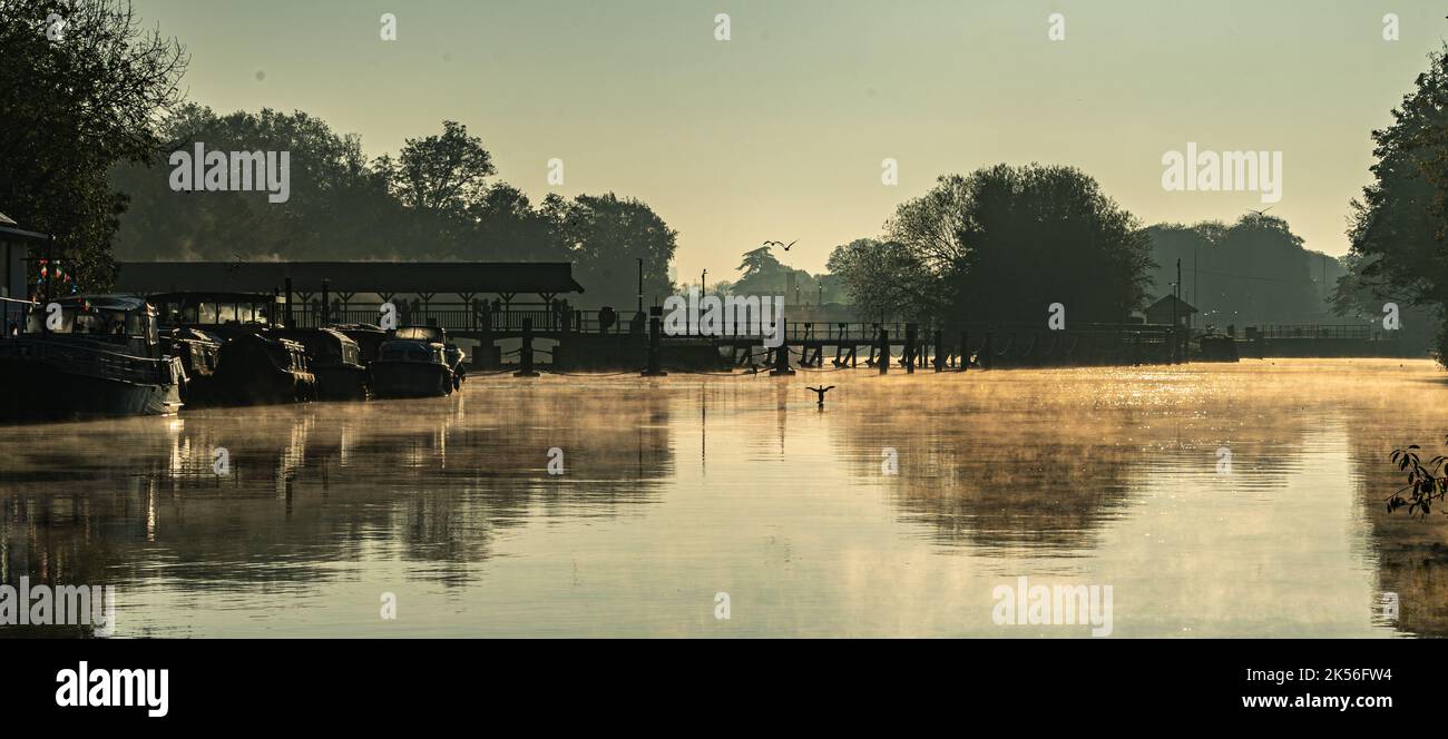 river bank weir Stock Photo - Alamy