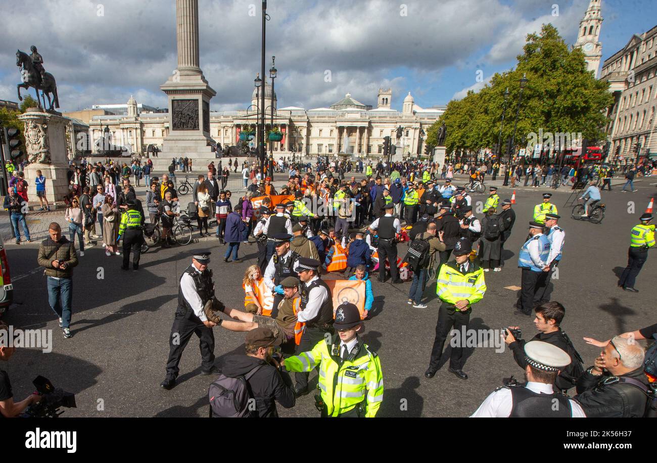 London, England, UK. 6th Oct, 2022. Climate campaign group Just Stop ...
