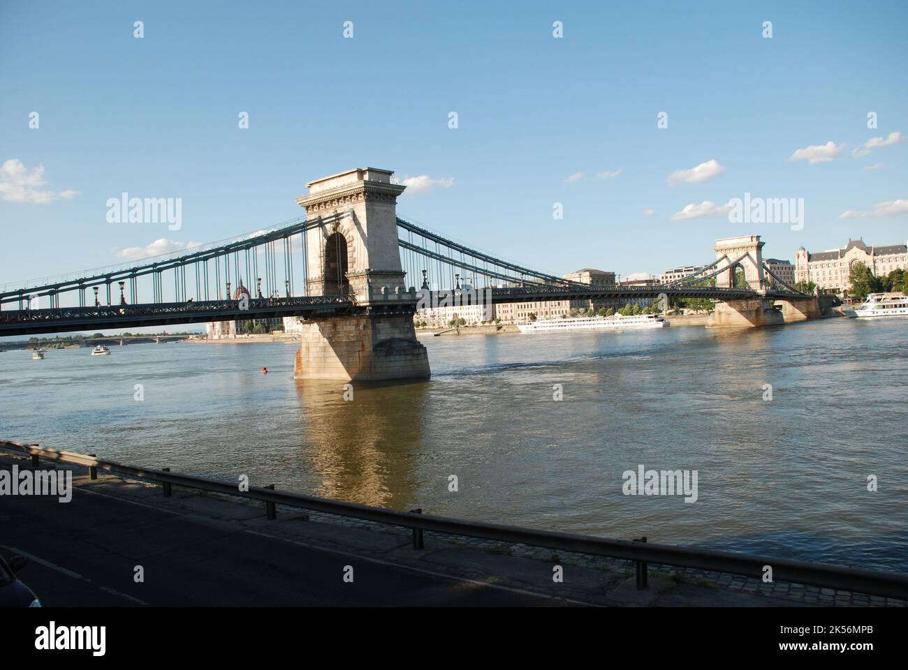 Budapest, Hungary - June 20, 2011: Chain Bridge în Budapest Stock Photo ...