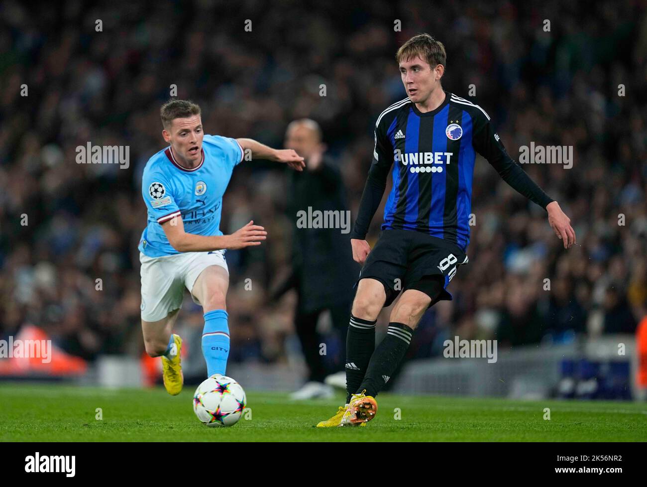 October 5, 2022: Ã sak Bergmann JÃ³hannesson (FC Copenhagen) controls ...