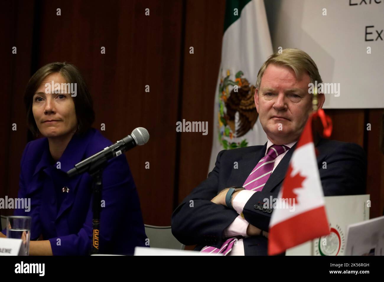 Canadian embassador hi-res stock photography and images - Alamy