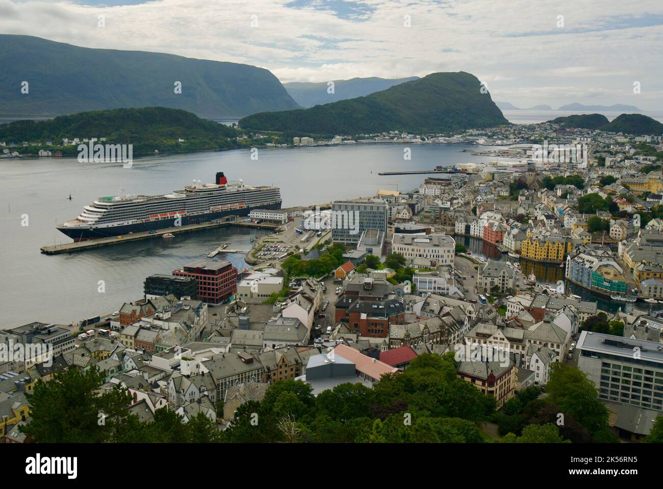 Ms queen victoria alesund hi-res stock photography and images - Alamy