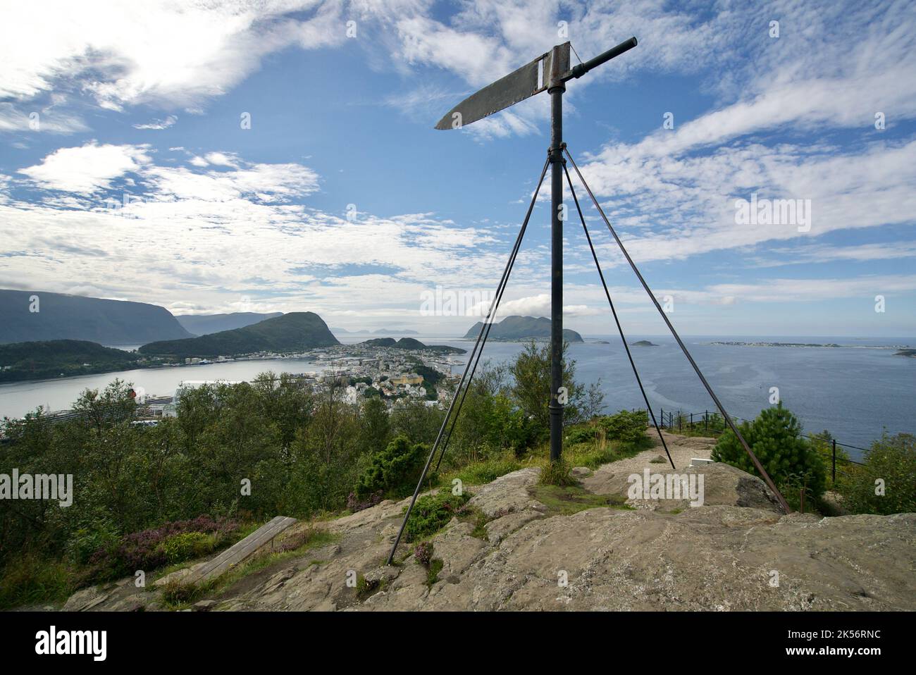 Kniven aksla hi-res stock photography and images - Alamy