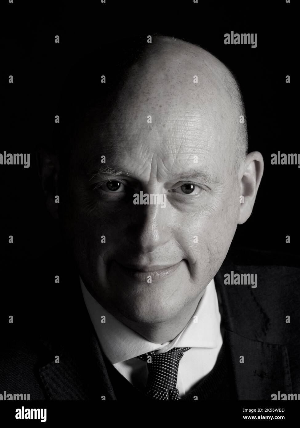 Harry mount editor hi-res stock photography and images - Alamy