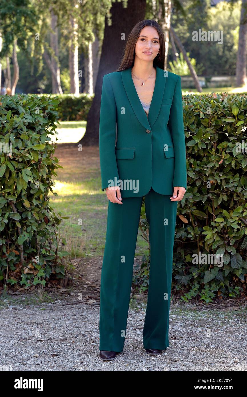 Viola sofia betti hi-res stock photography and images - Alamy