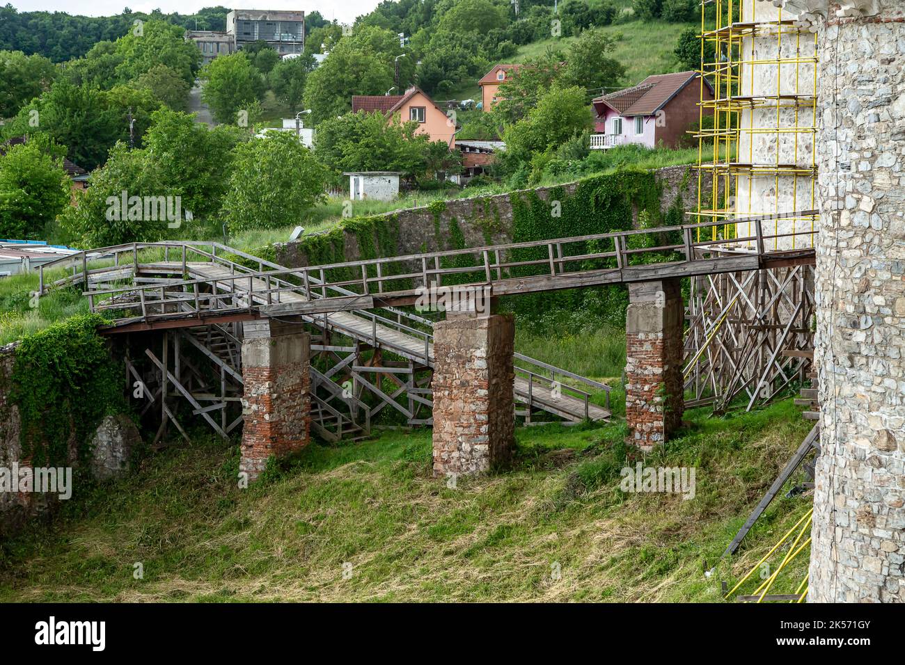 Bridges in romania hi-res stock photography and images - Alamy
