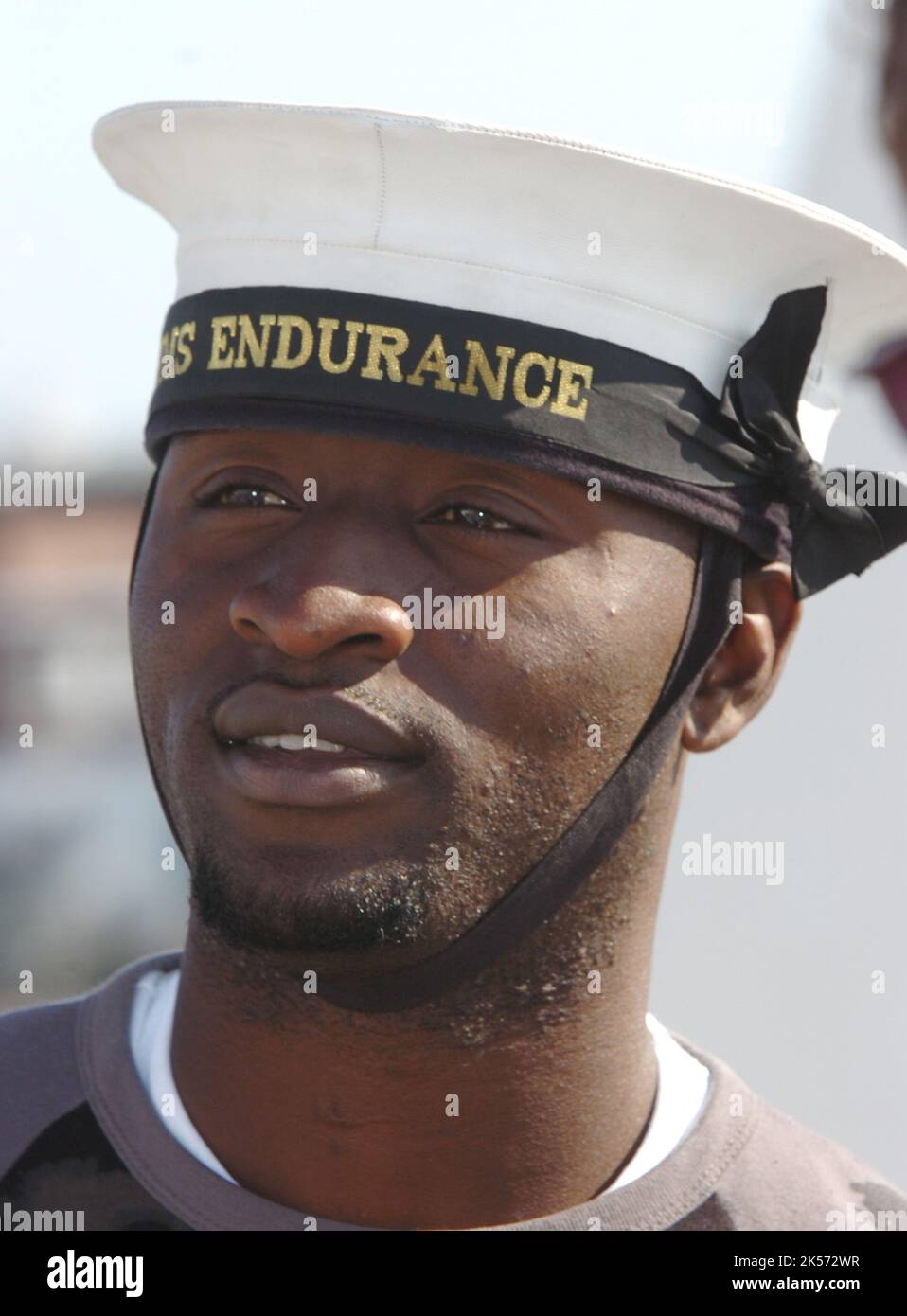 PORTSMOUTH STRIKER LUA LUA ABOARD HMS ENDURANCE. PIC MIKE WALKER, 2006 ...