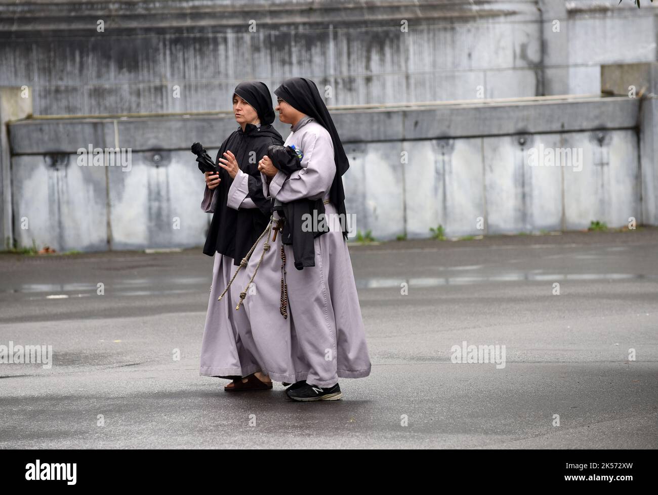 Catholic tours hi-res stock photography and images - Alamy