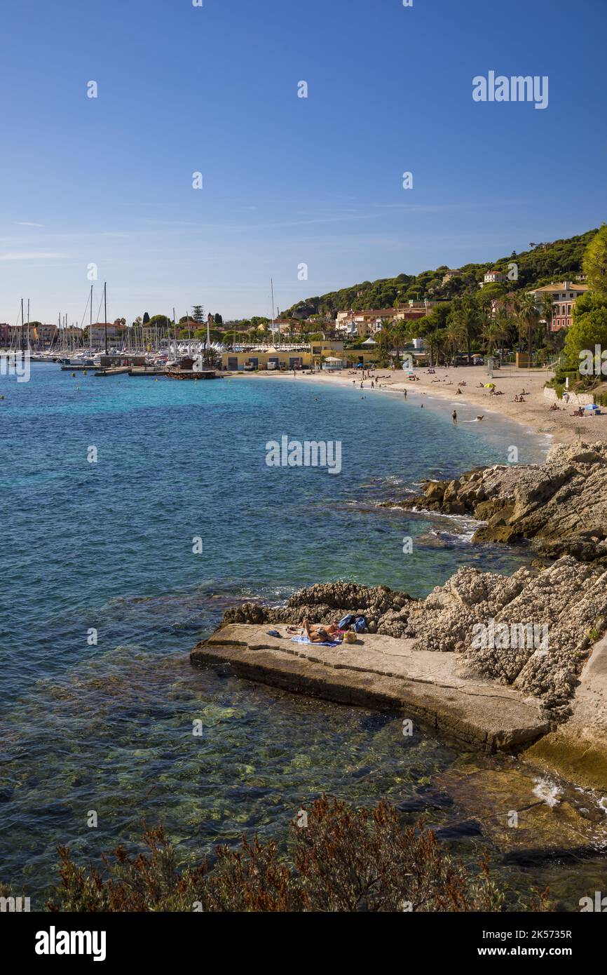 France, Alpes-Maritimes, Saint Jean Cap Ferrat, Cros Dei Pin beach ...