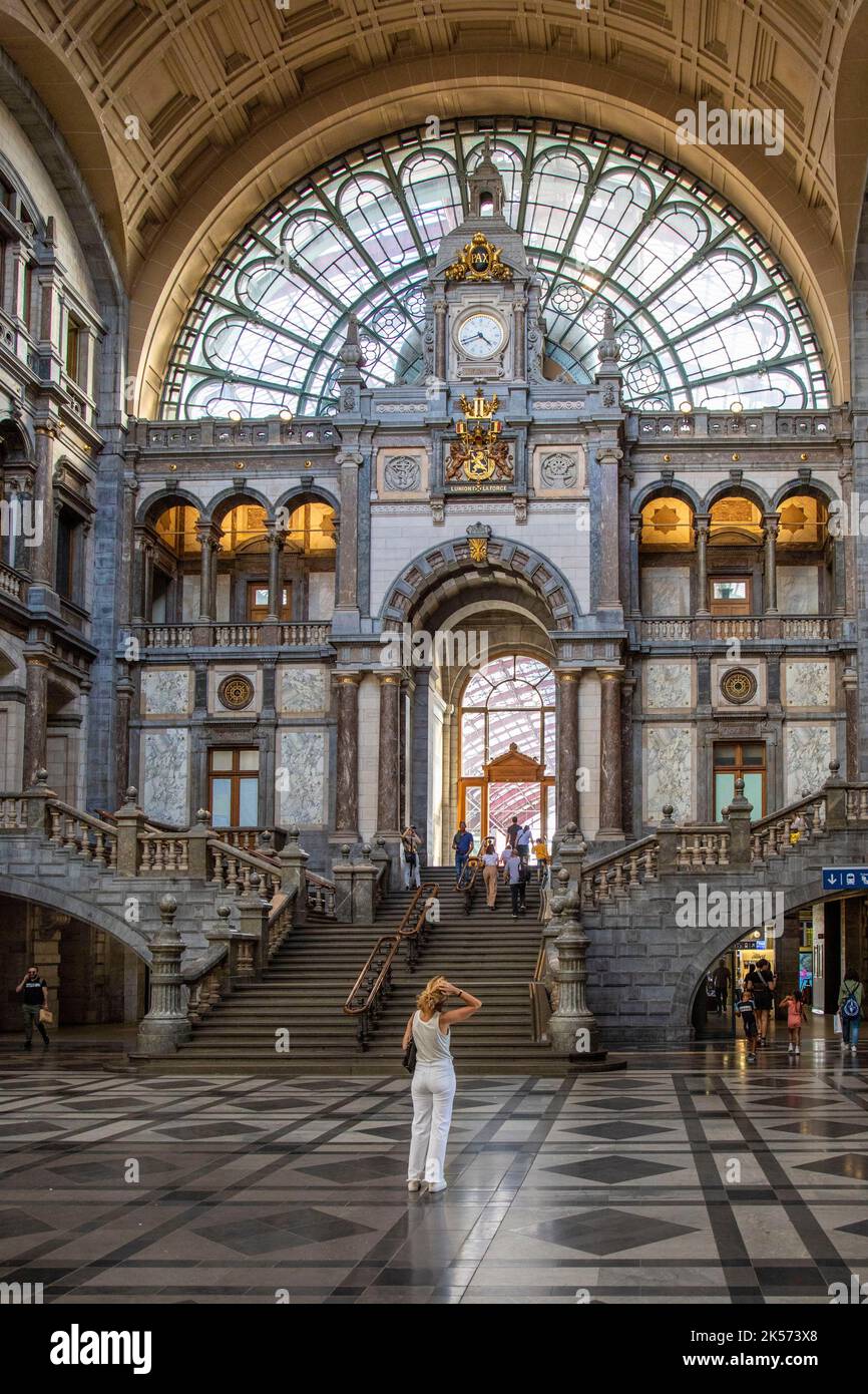 Belgium, Flanders, Antwerp (Antwerpen), Station Antwerpen-Centraal ...