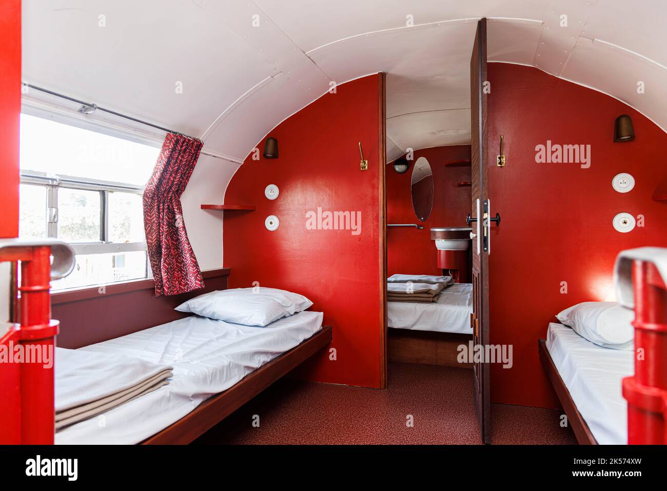 Chef de train hi-res stock photography and images - Alamy