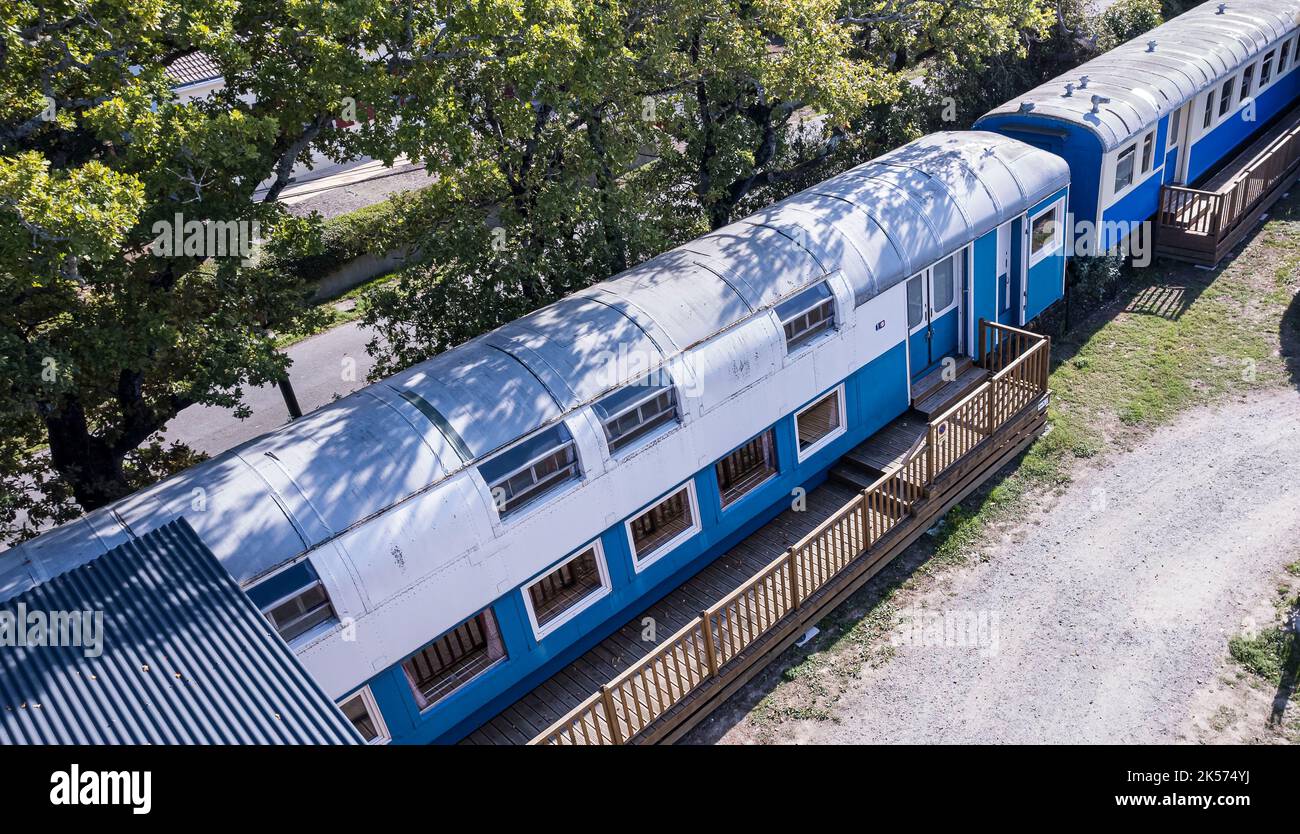 Chef de train hi-res stock photography and images - Alamy