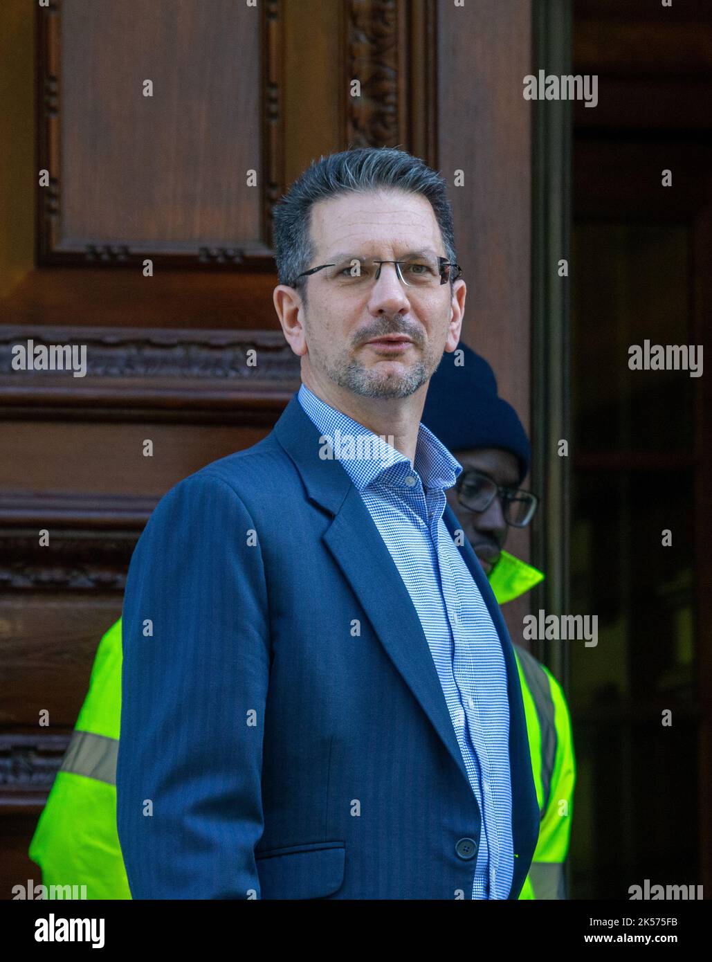 Steve baker northern ireland hi-res stock photography and images - Alamy