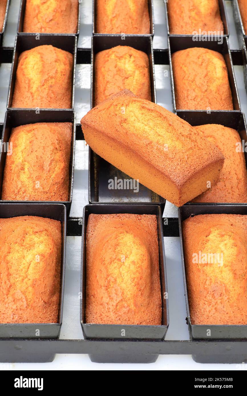Gingerbread making france hi-res stock photography and images - Alamy