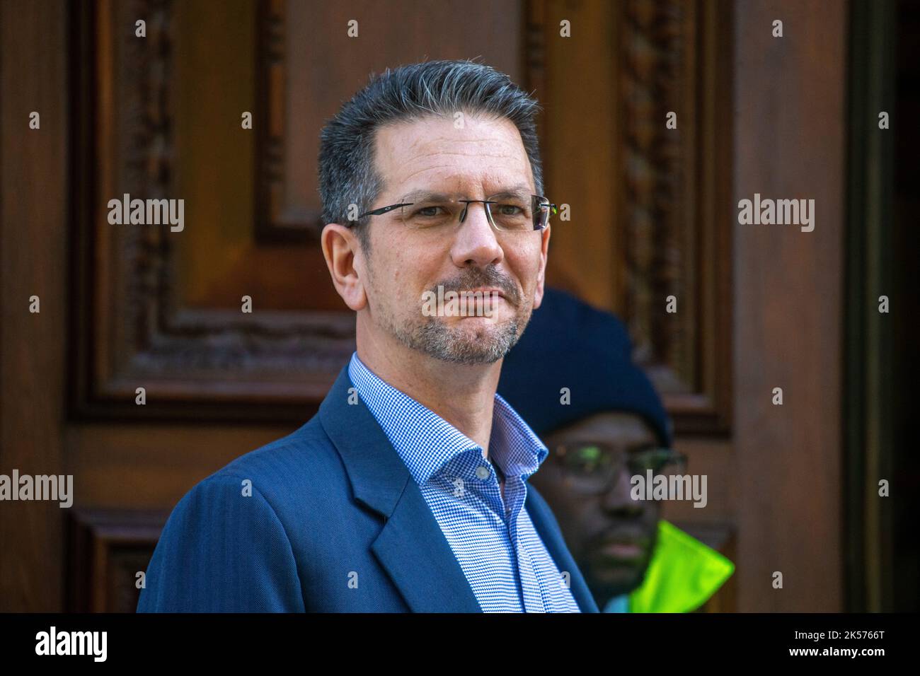 Steve baker northern ireland hi-res stock photography and images - Alamy