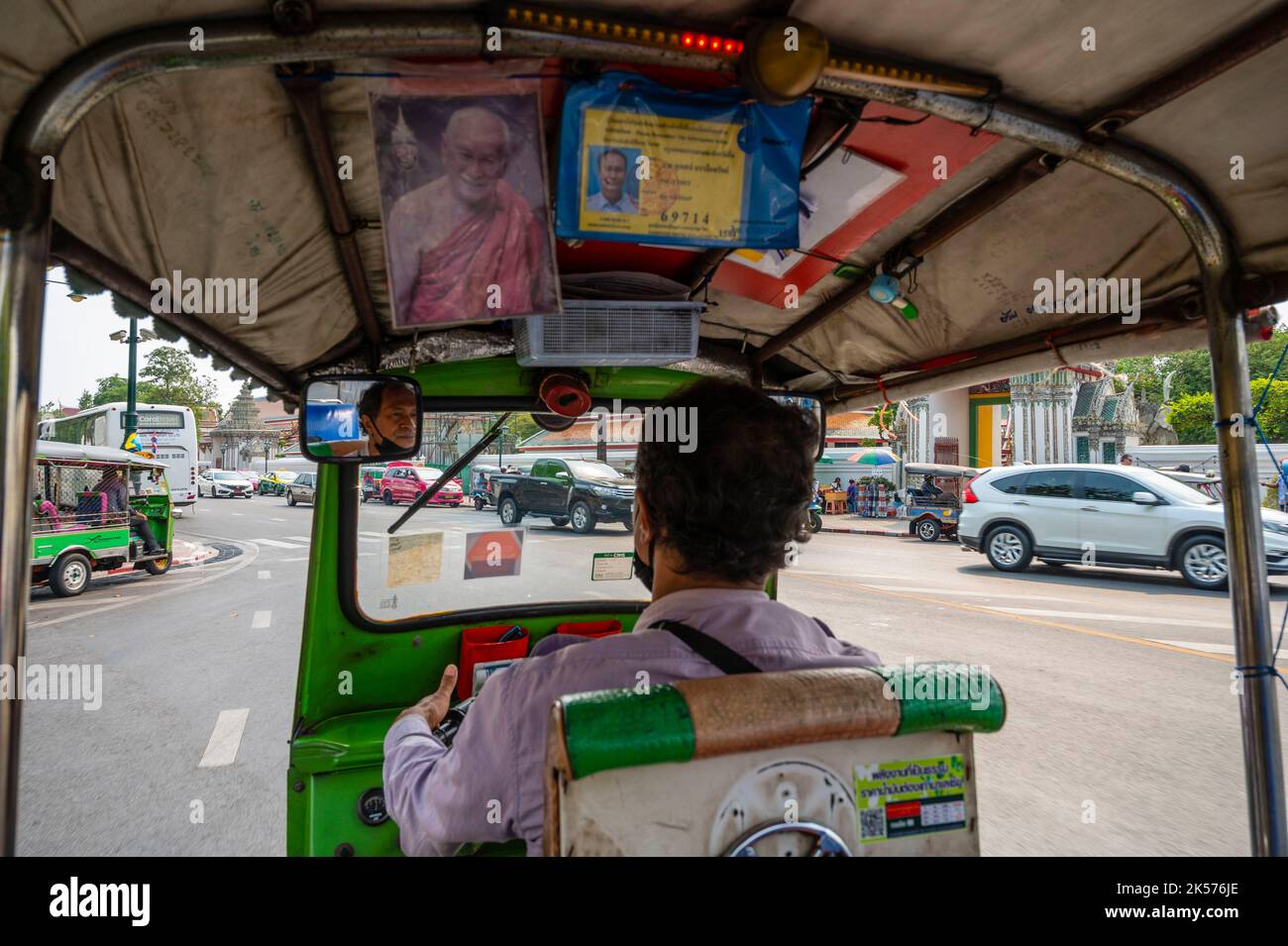 Thailand, Bangkok, Pathum Wan district, Banglamphu area, tuk-tuk driver ...