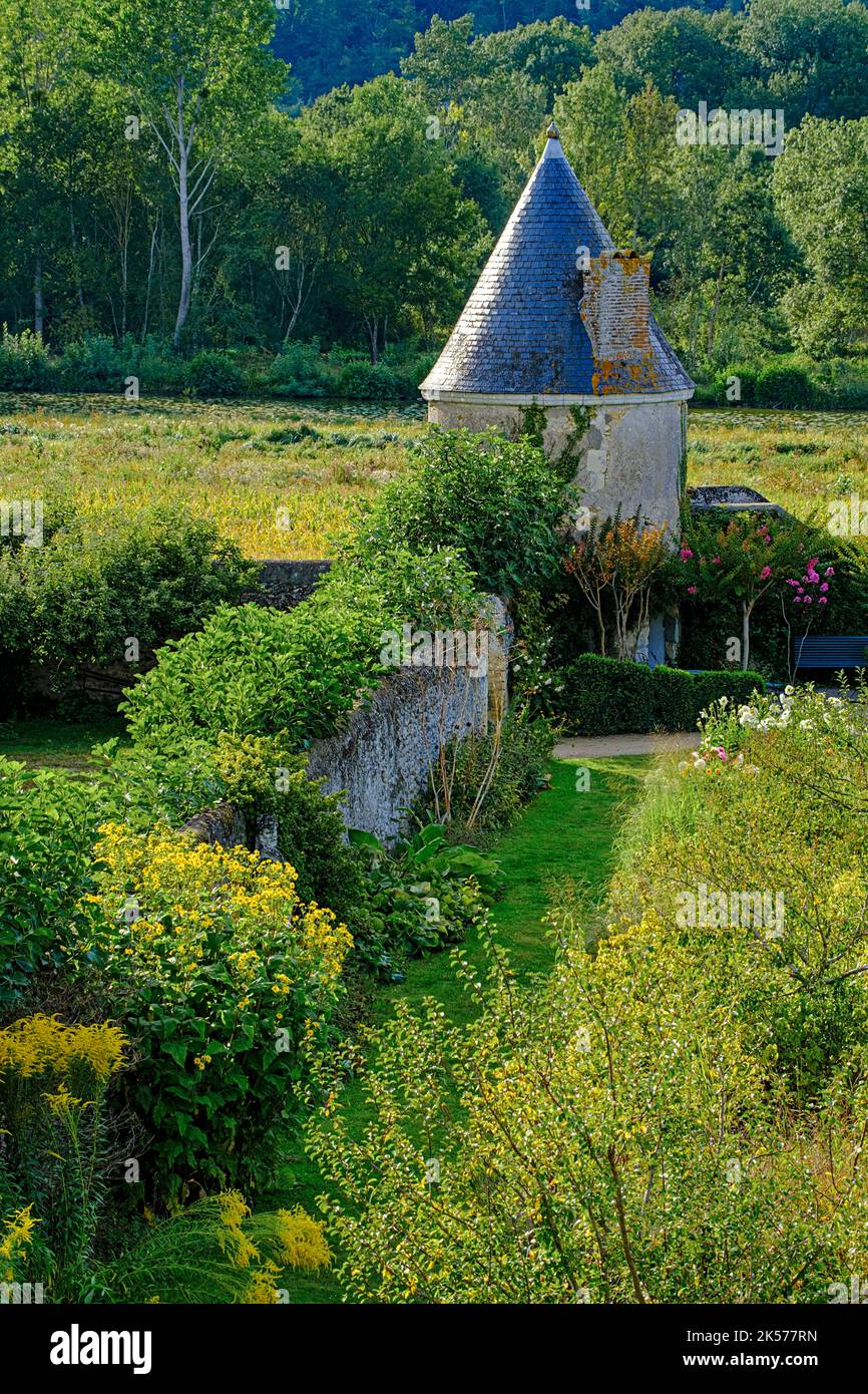 France, Loire Valley, Indre et Loire, Chançay, Castle and Gardens of ...