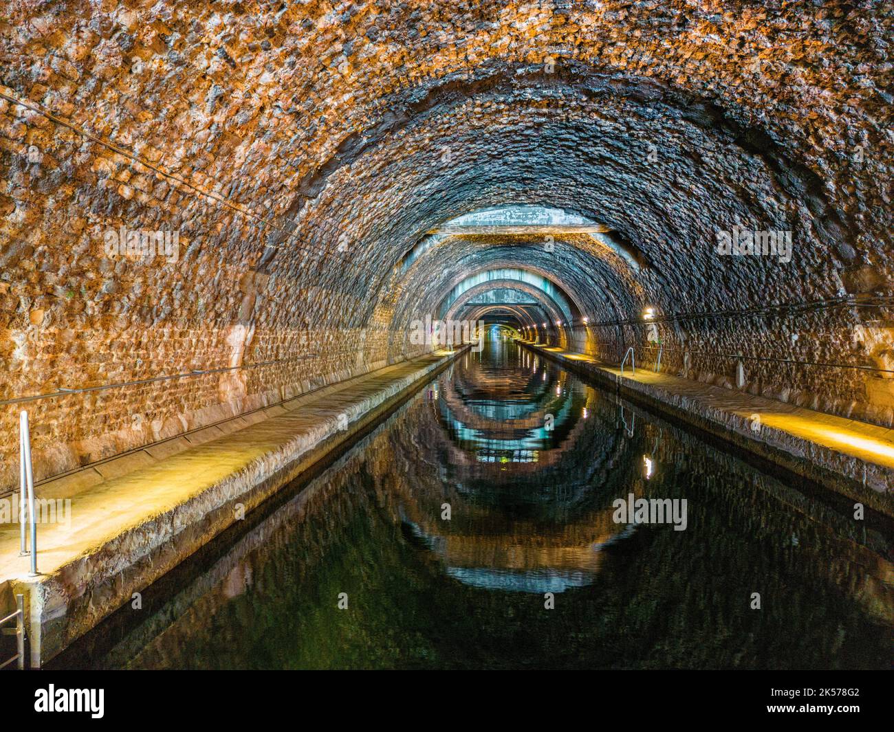 France, Paris, Canal Saint-Martin, the vault at the level of the ...