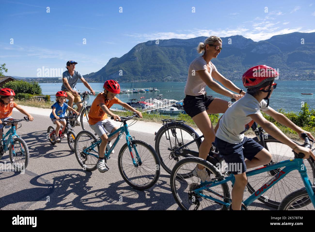 Promenade des seines hi-res stock photography and images - Alamy