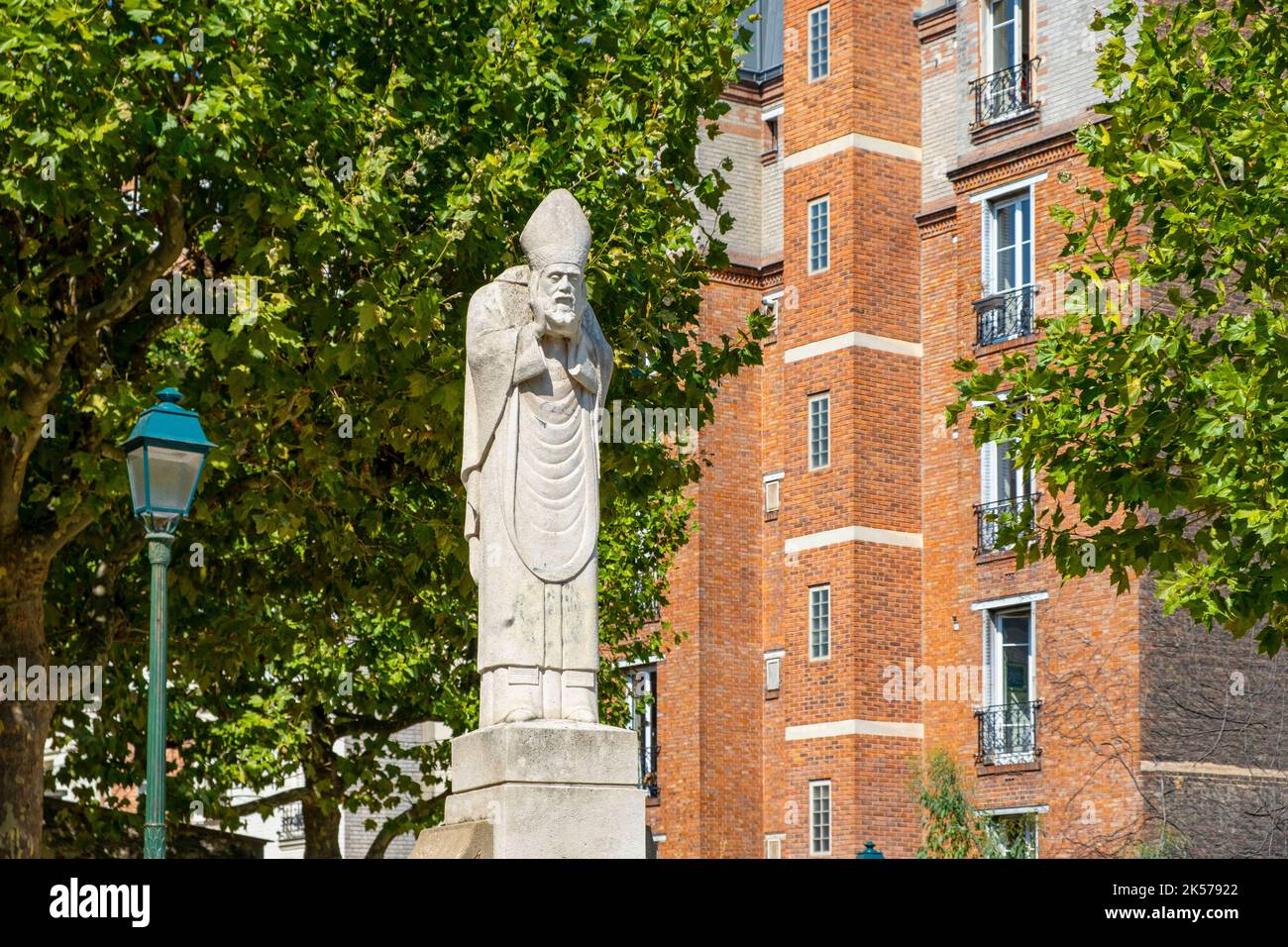 Buisson montmartre hi-res stock photography and images - Alamy