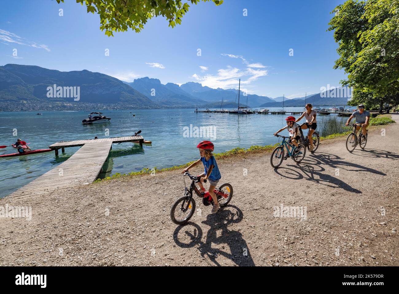 Promenade des seines hi-res stock photography and images - Alamy