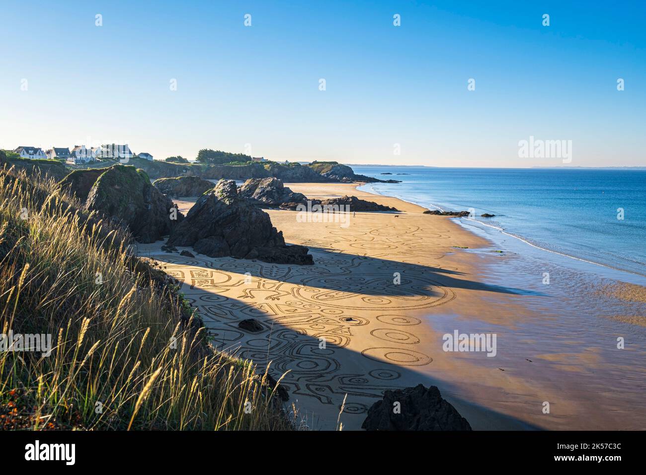 France, Finistere, Clohars-Carnoet, Le Pouldu hamlet, Kerou beach on ...