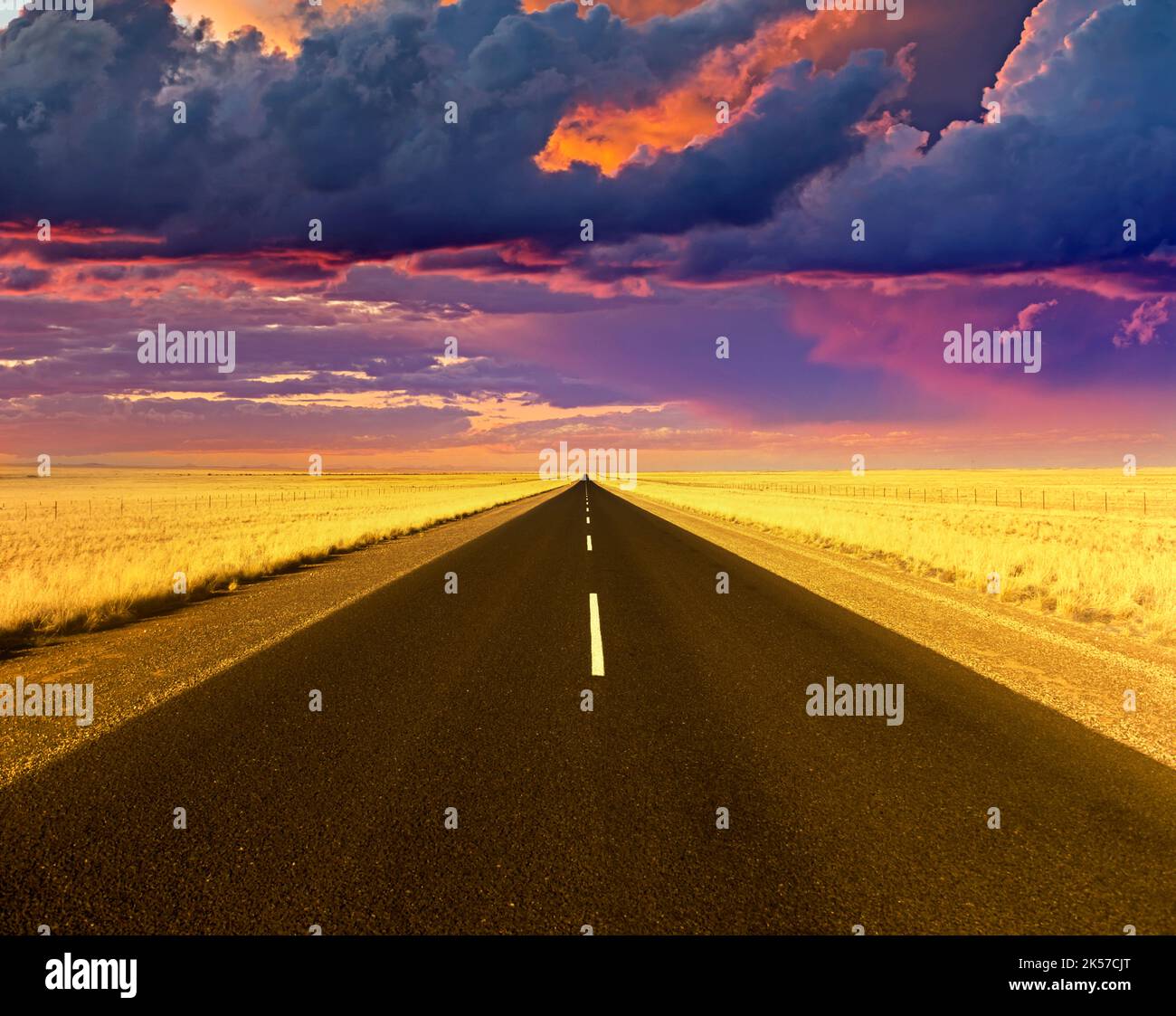 ROUTE B1 DESERT HIGHWAY NAMIBIA Stock Photo - Alamy
