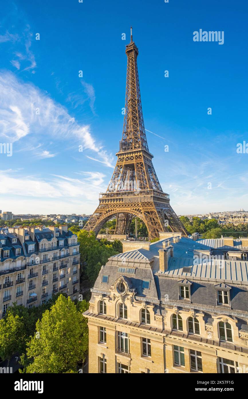 France, Paris, the Eiffel Tower and the Haussmann buildings Stock Photo ...