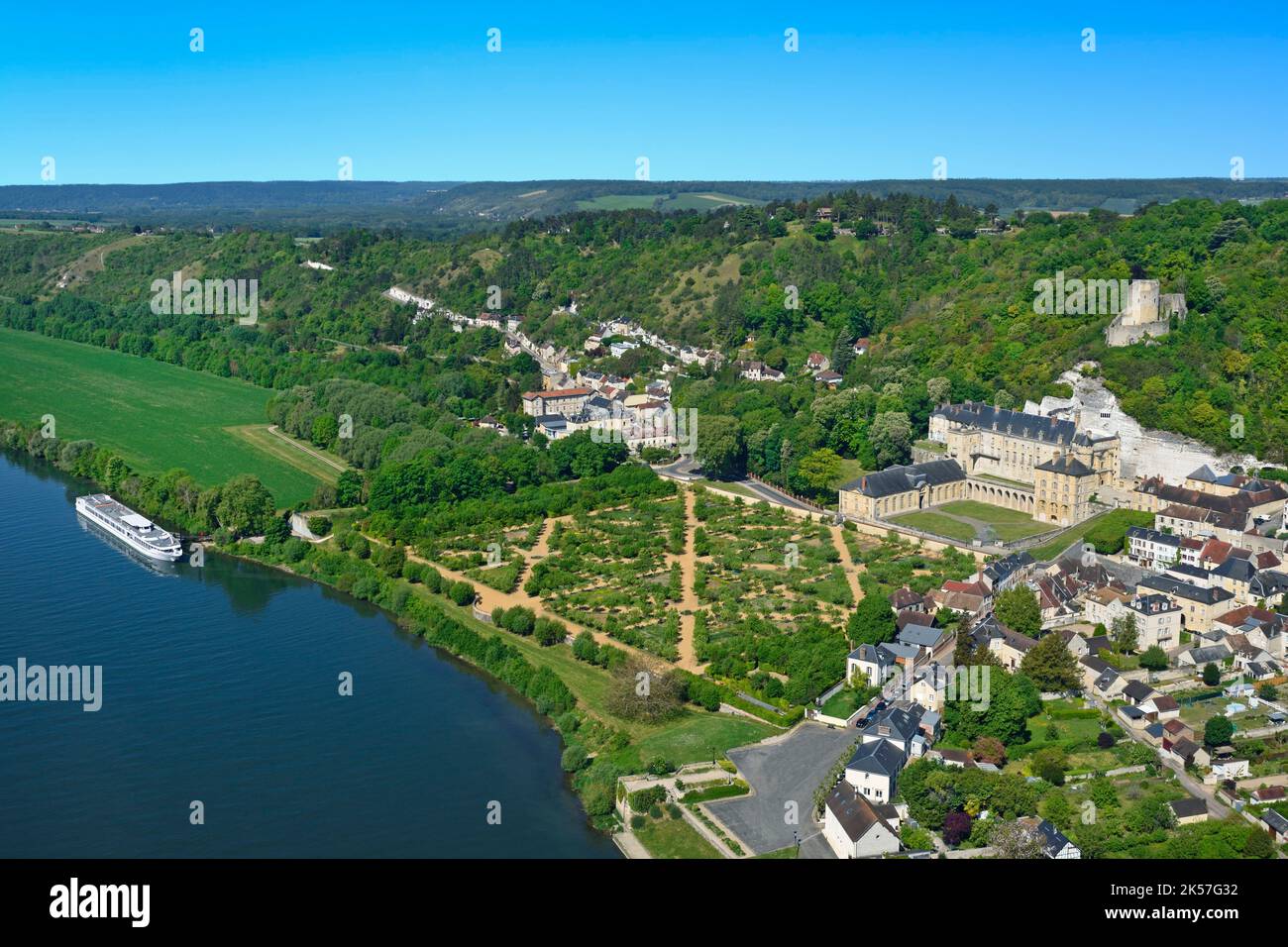 France, Val-d'Oise, La Roche-Guyon labeled The Most Beautiful Villages ...