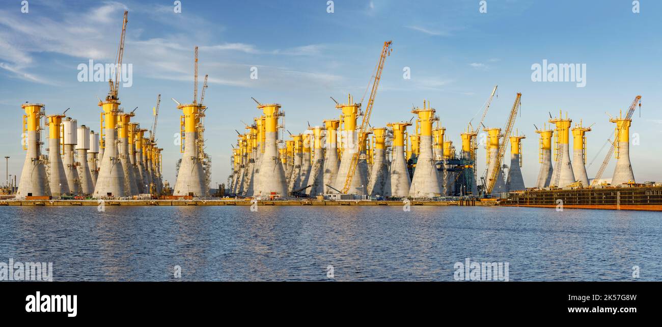 France, Seine-Maritime, Le Havre, the harbour, Bougainville wharf ...