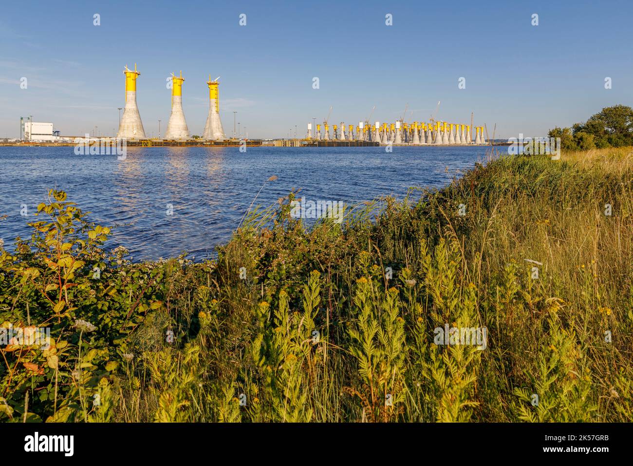 France, Seine-Maritime, Le Havre, the harbour, Bougainville wharf ...