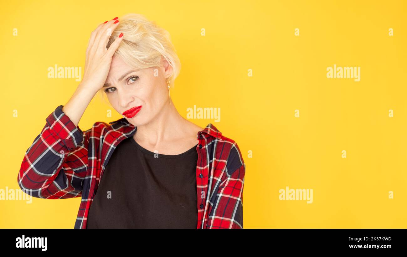 Woman facepalm hi-res stock photography and images - Alamy