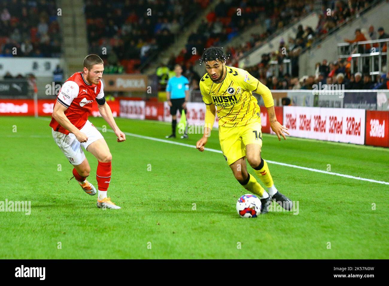 AESSEAL New York Stadium, Rotherham, England - 5th October 2022 Tyler ...