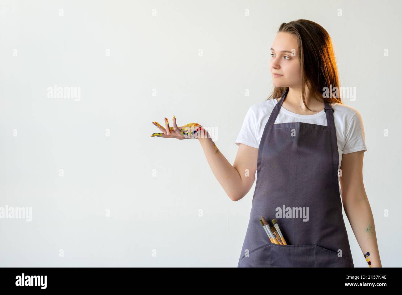 Presenting artwork. Female artist. Painting school. Advertising ...